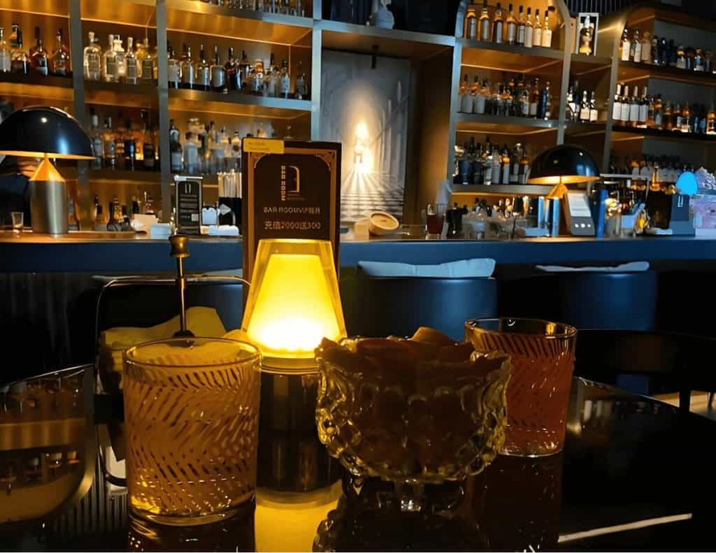 Comment les chargeurs de crème rehaussent la saveur des boissons de bar ...